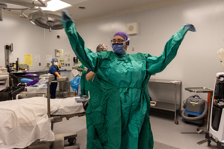 New reusable surgical gowns a step towards greener operating rooms